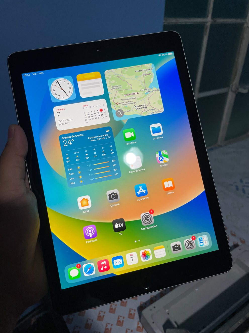 iPad 6th Generation – MediaCenter
